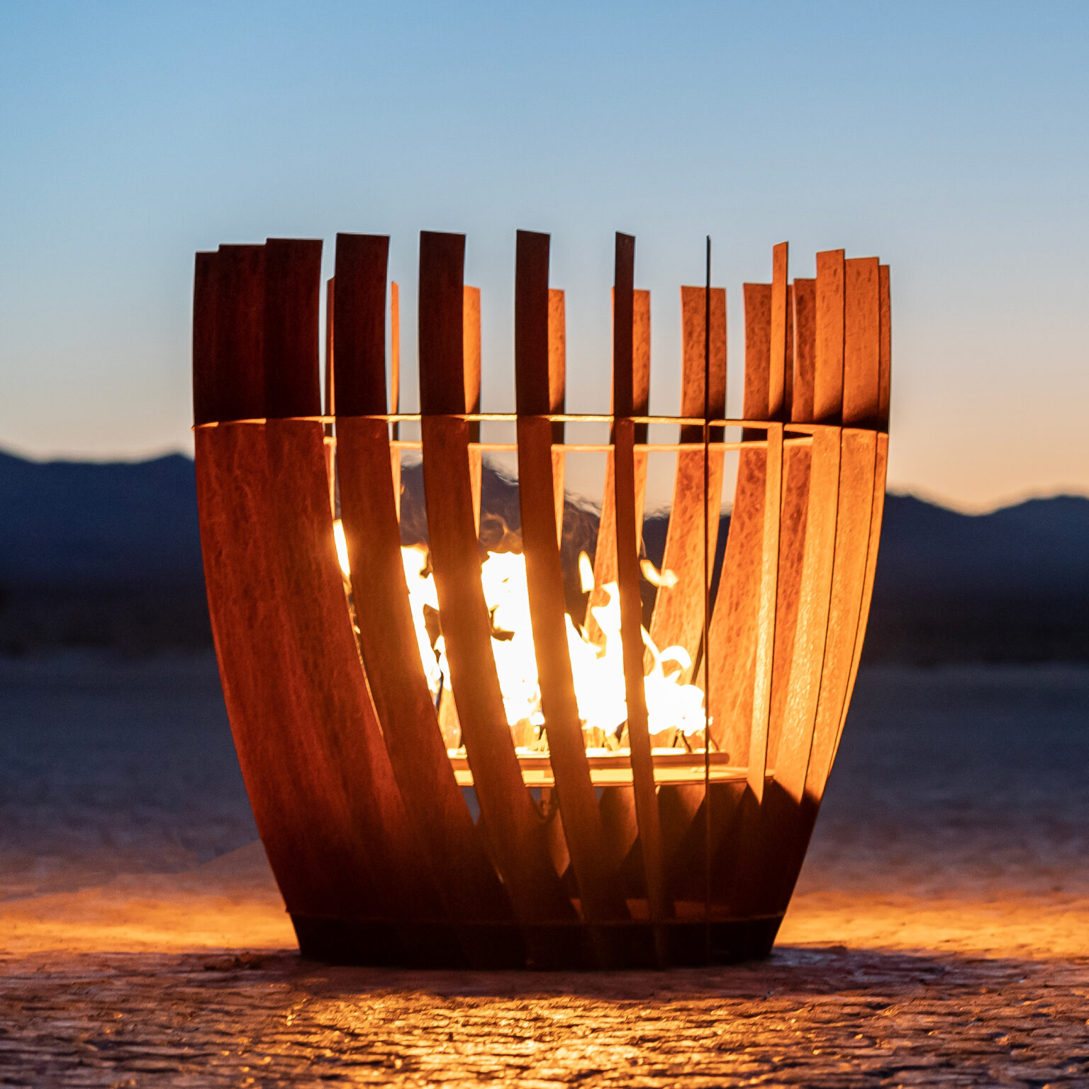 The Aurora Fire Sculpture | The Outdoor Plus
